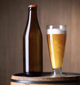 Difference between lager and other beer types? (Explained ...