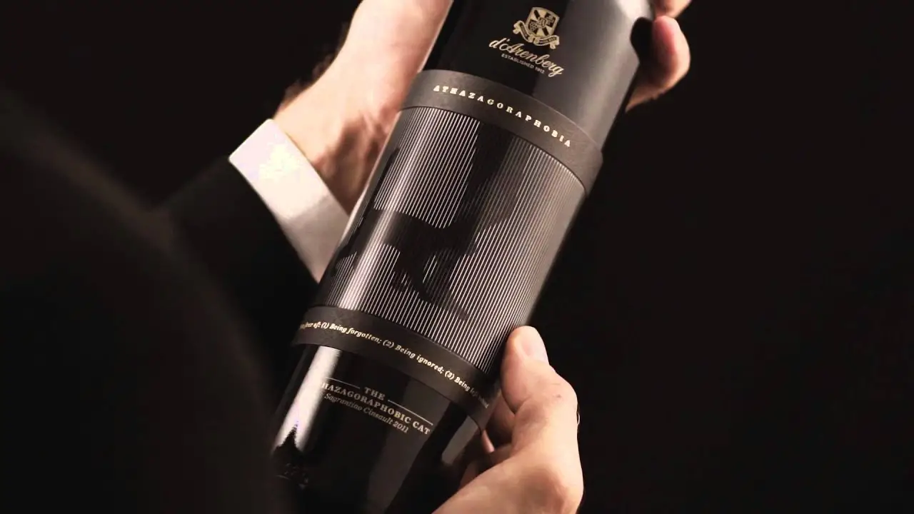 9 Wines With Cats on their Label (Top Wines For Cat Lovers ...